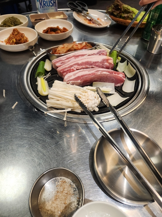 돈벼락 본점 - 단구동 고깃집 | 뽈레 Polle