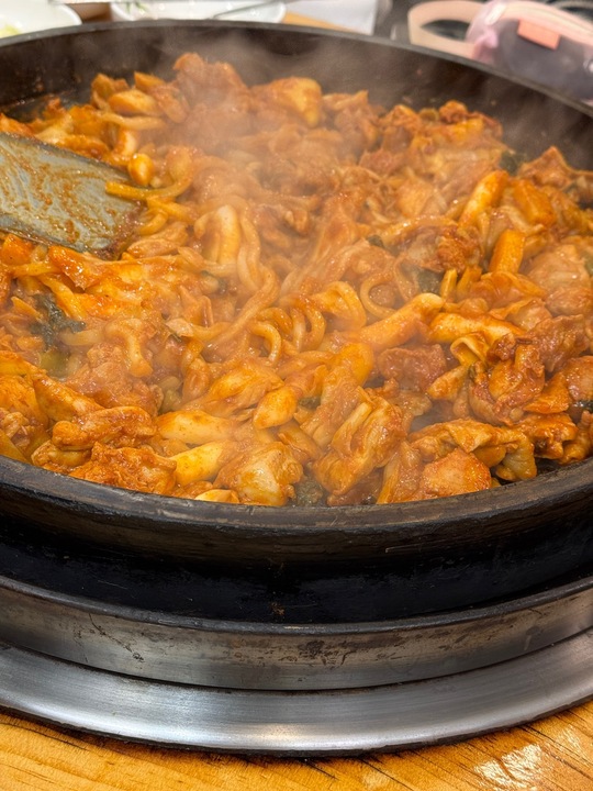 명동닭갈비 - 석정동 한식 | 뽈레 Polle