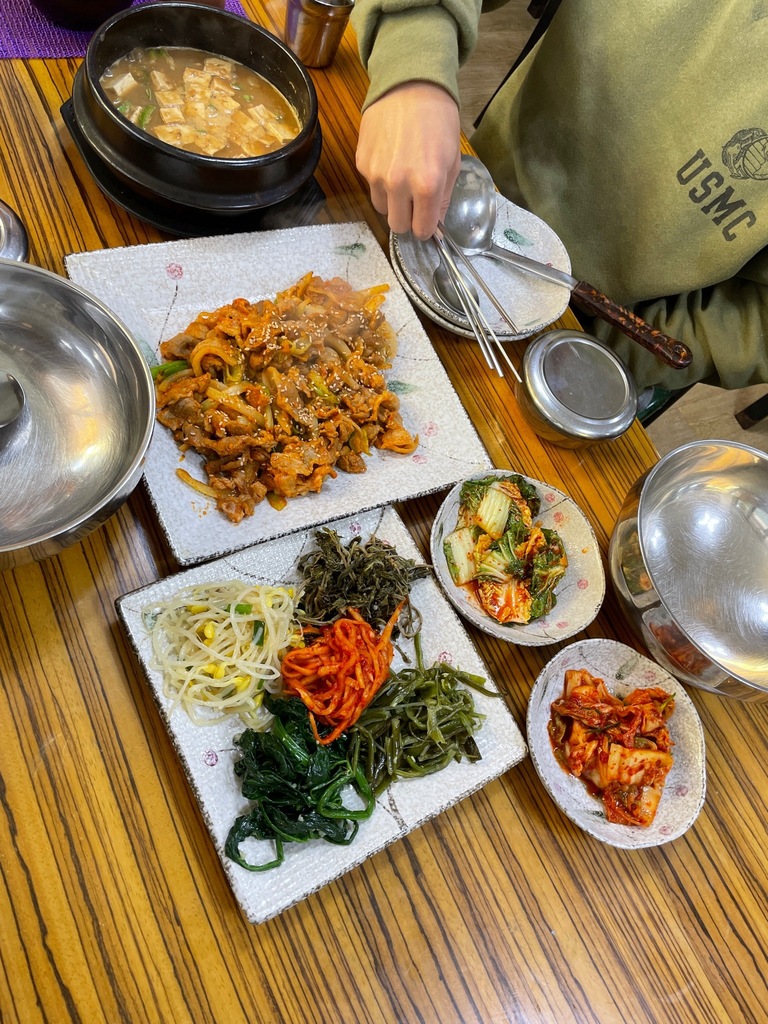 느티나무 - 양양읍 한식 | 뽈레 Polle