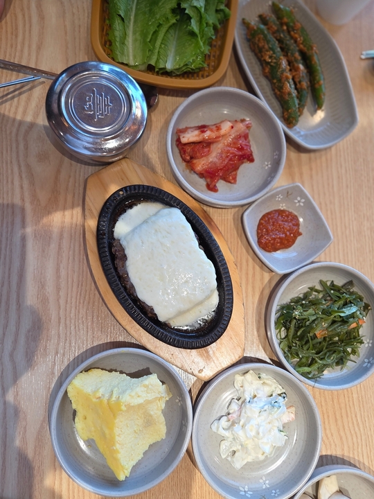 소나무 식당 황리단길본점 - 황리단길 한식 | 뽈레 Polle