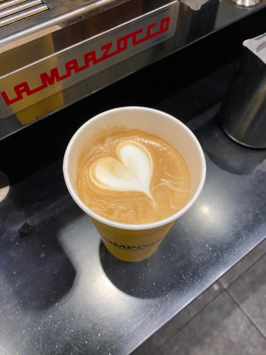 컴포즈커피 제니스점 | 뽈레 Polle